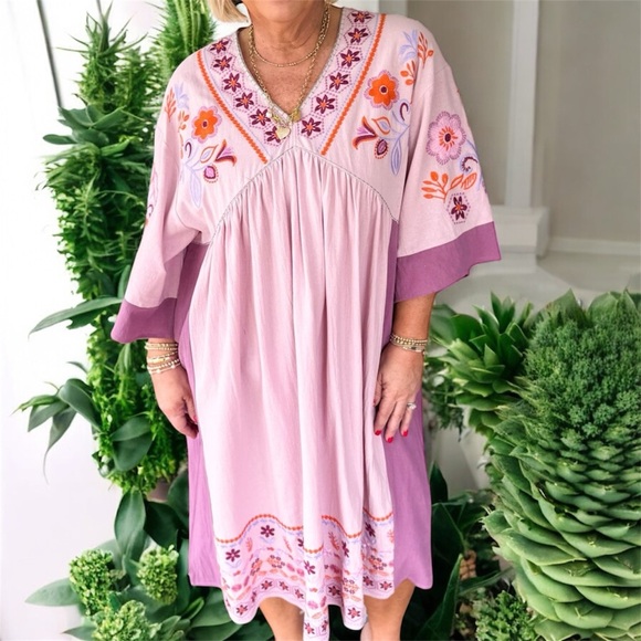 easel | Dresses | Easel Pink And Purple Embroidered Midi Dress | Poshmark